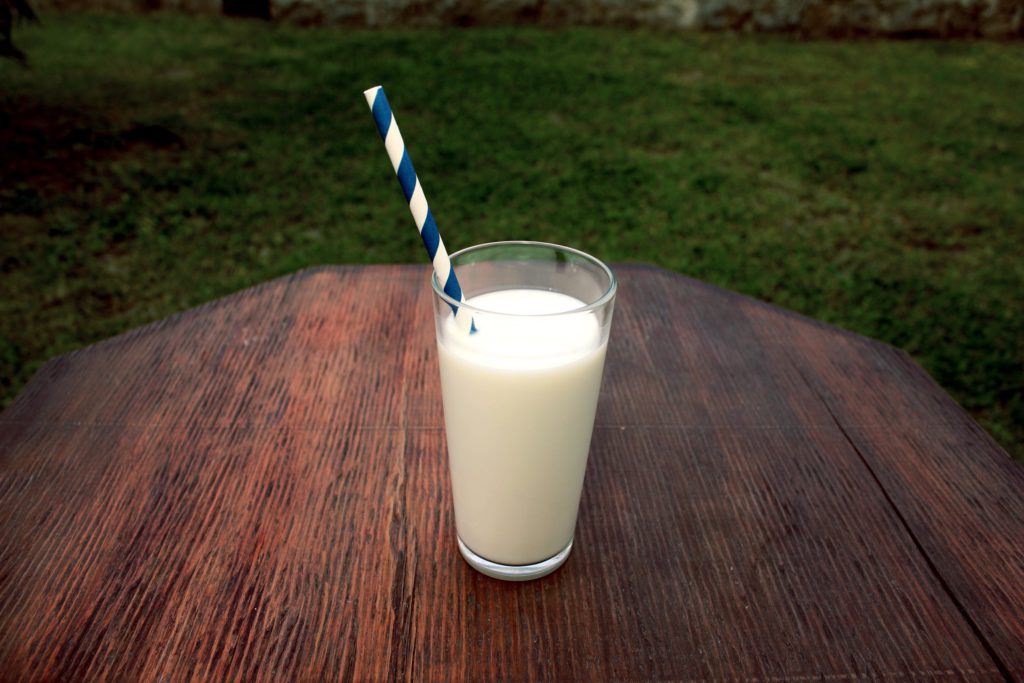 Milk And Acid Reflux: Separating Myth from Fact - Speedy Sticks ...